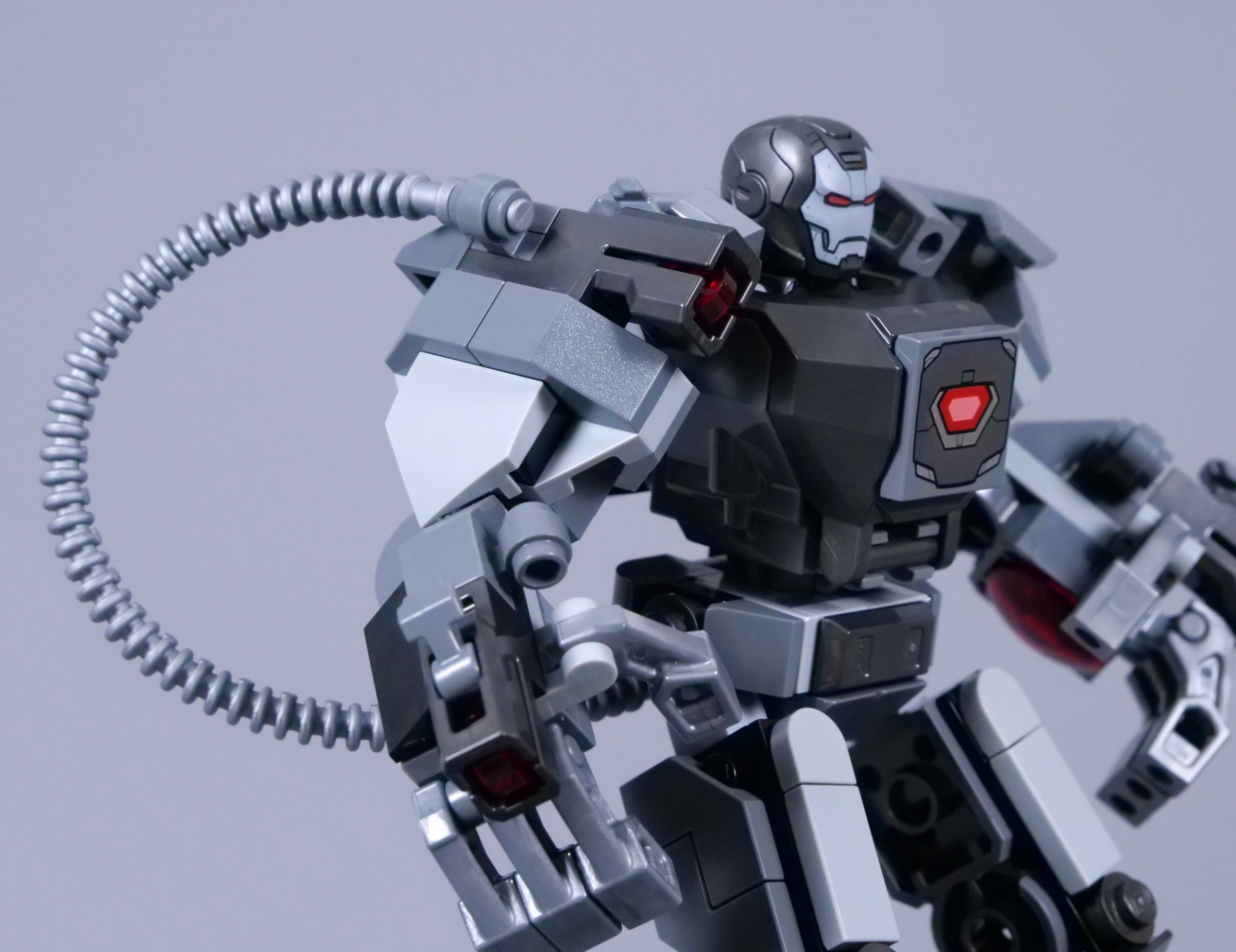 LEGO Marvel Super Heroes 76277 War Machine Mech Armour review | Brickset